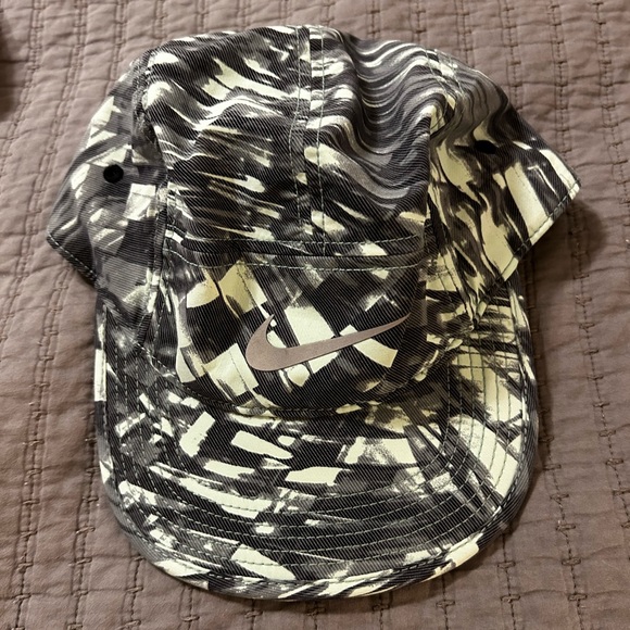 Nike | Accessories | Nike Rare Aw84 5 Panel Dri Fit Running Hat Shard ...
